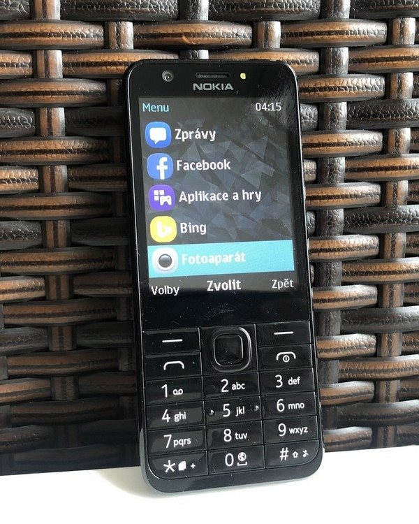 Nokia 230 (RECENZE): perfektní volba nejen pro seniory | Alza.cz