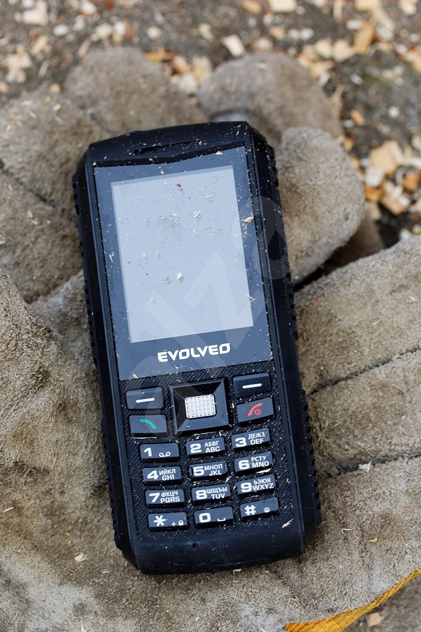 EVOLVEO StrongPhone X1 | Alza.cz